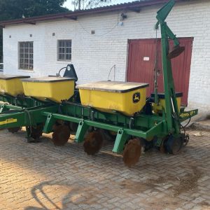 Planters Archives - Page 2 of 14 - Farmer Trade