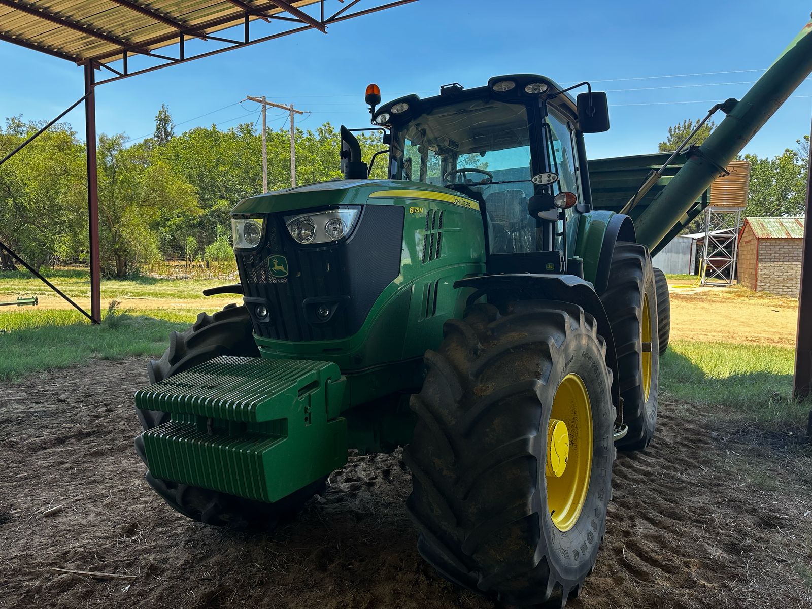 John Deere 6175M - Farmer Trade