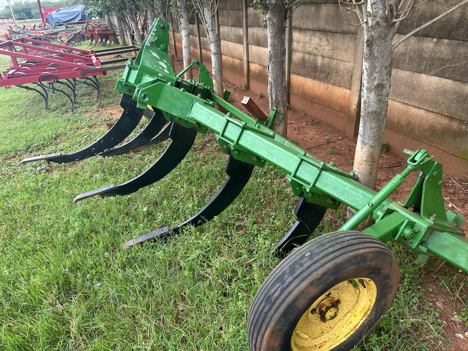 9 tand ripper - Farmer Trade