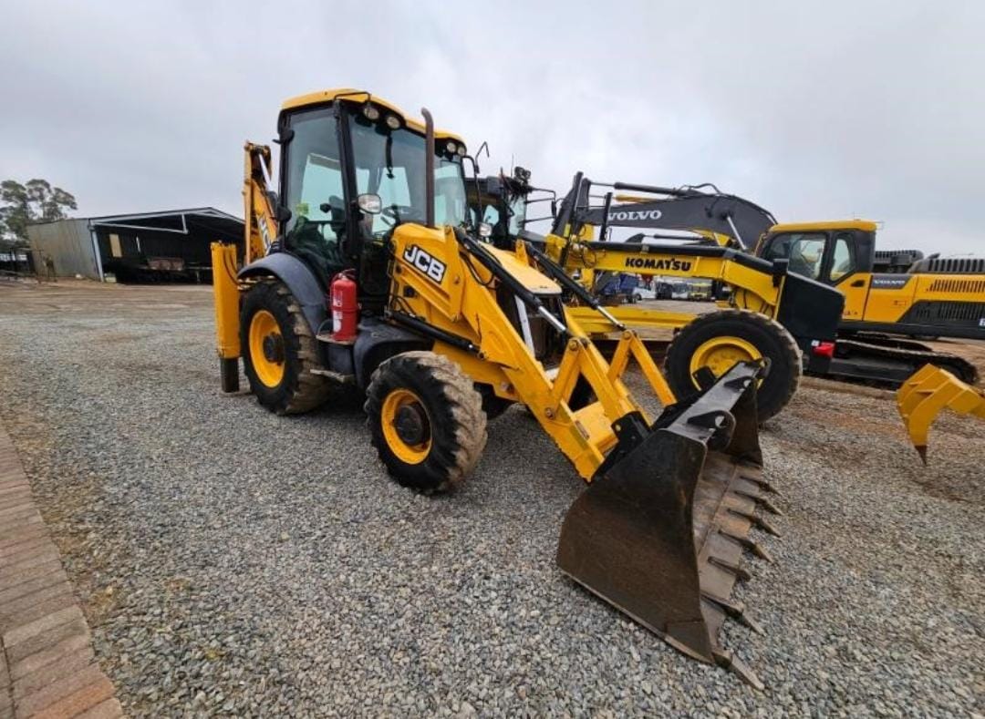 JCB 3CX - Farmer Trade