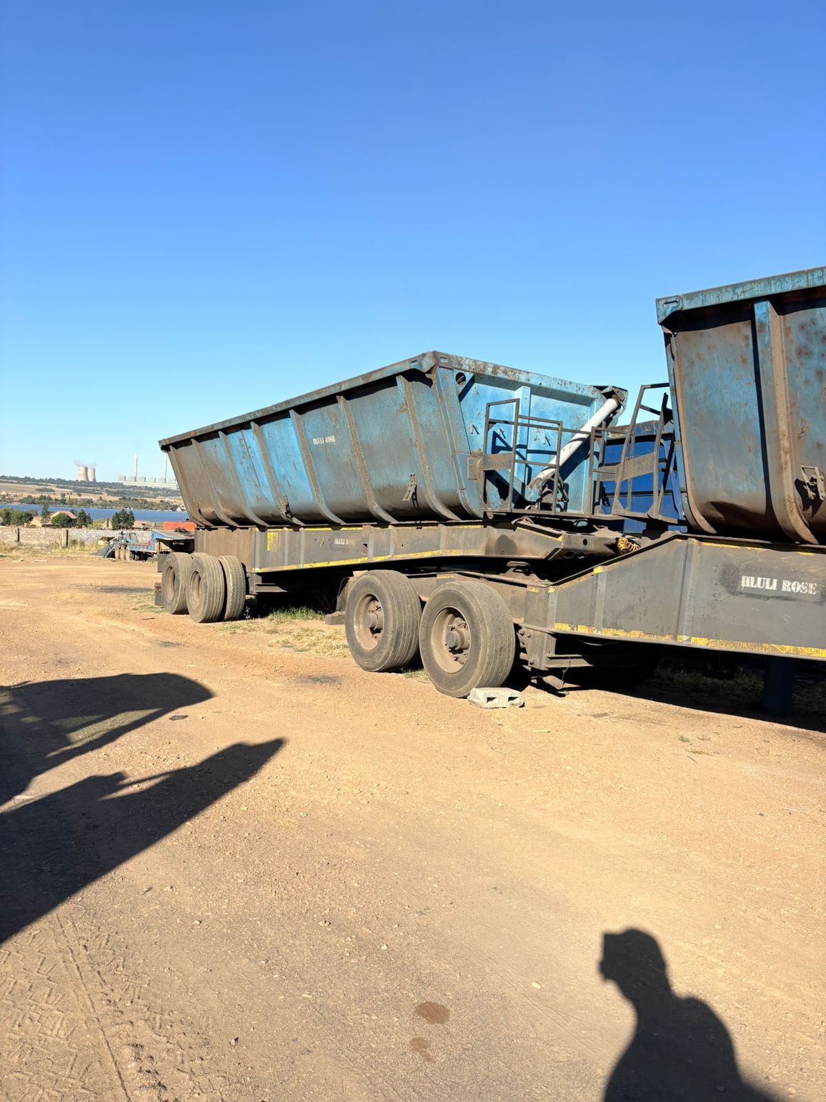 40 Cube Side Tipper - Farmer Trade