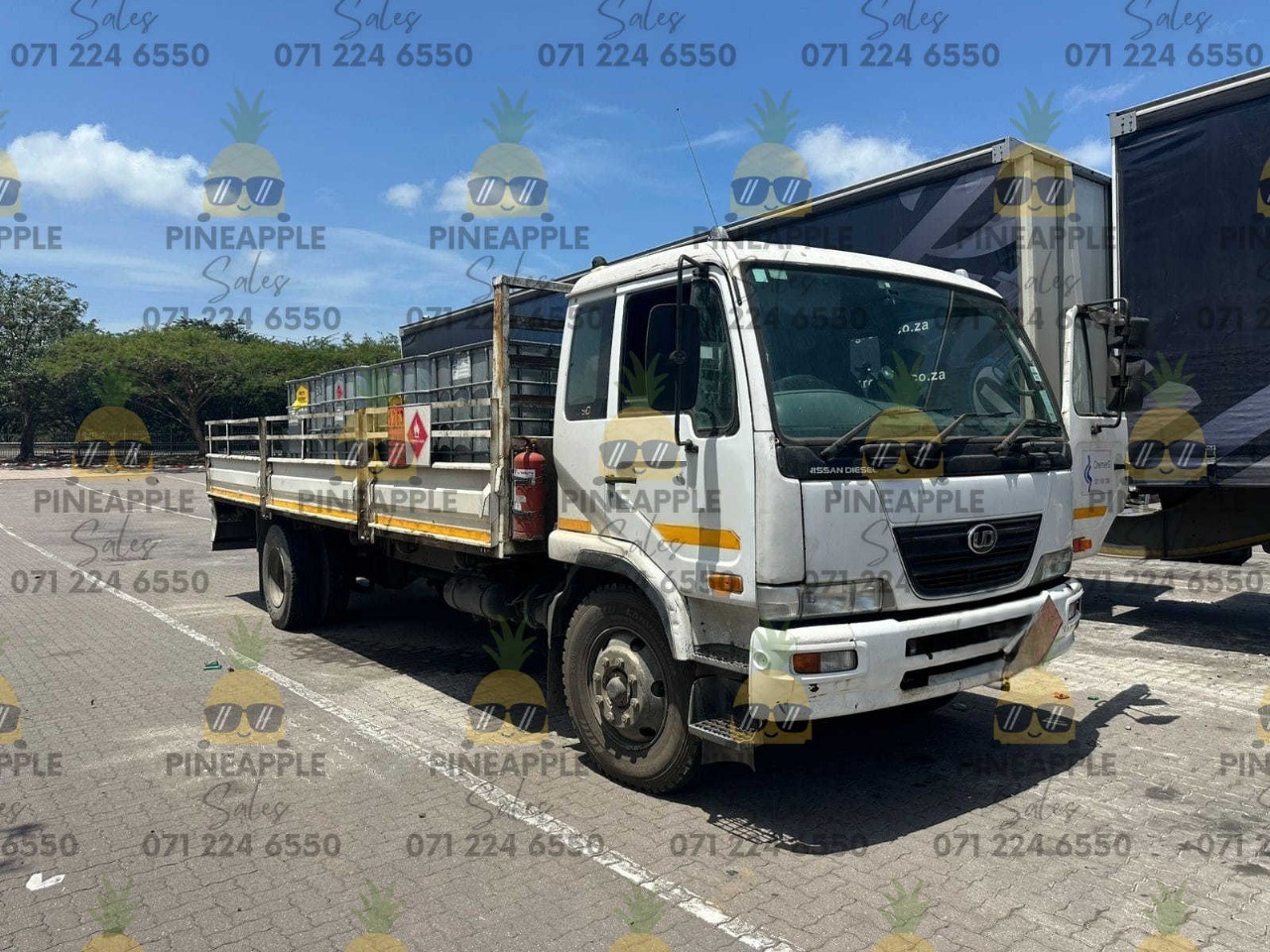 UD 90 Dropside 8 Ton Truck - Farmer Trade